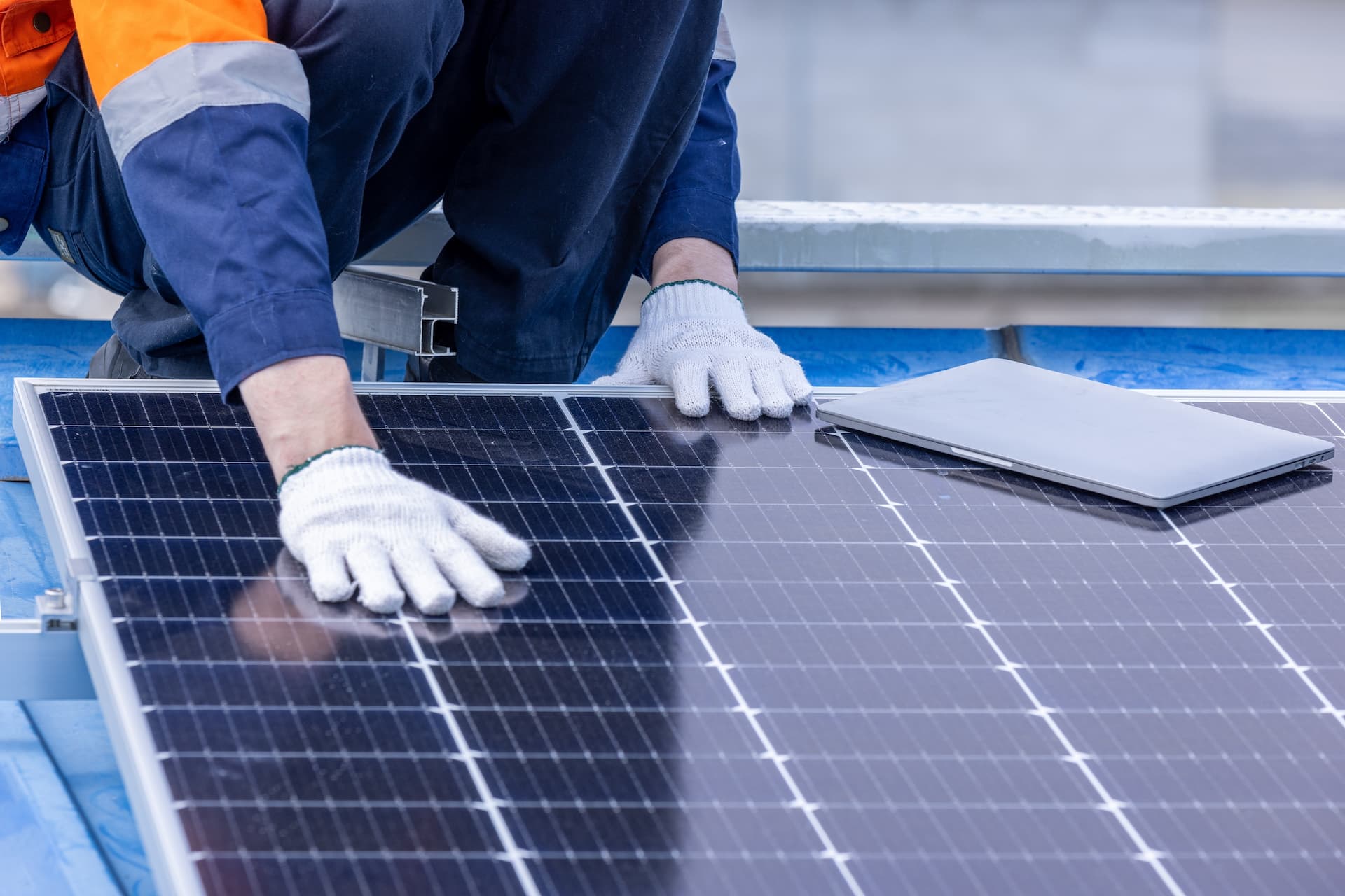 How to Leverage Local Solar Incentives and Rebates in Utah